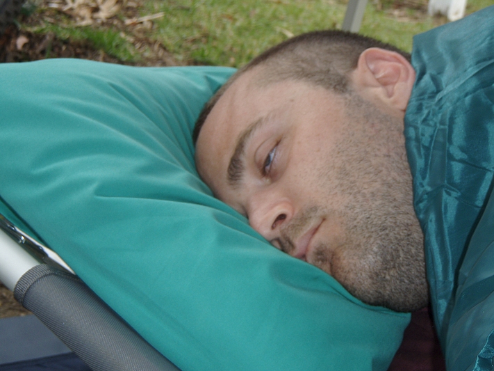 5 Steps You Can Learn to Sleep with Open Eyes | New Health Advisor