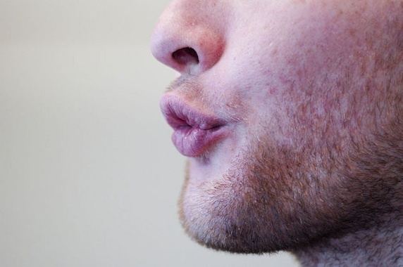 Learn How to Whistle Without Fingers | New Health Advisor